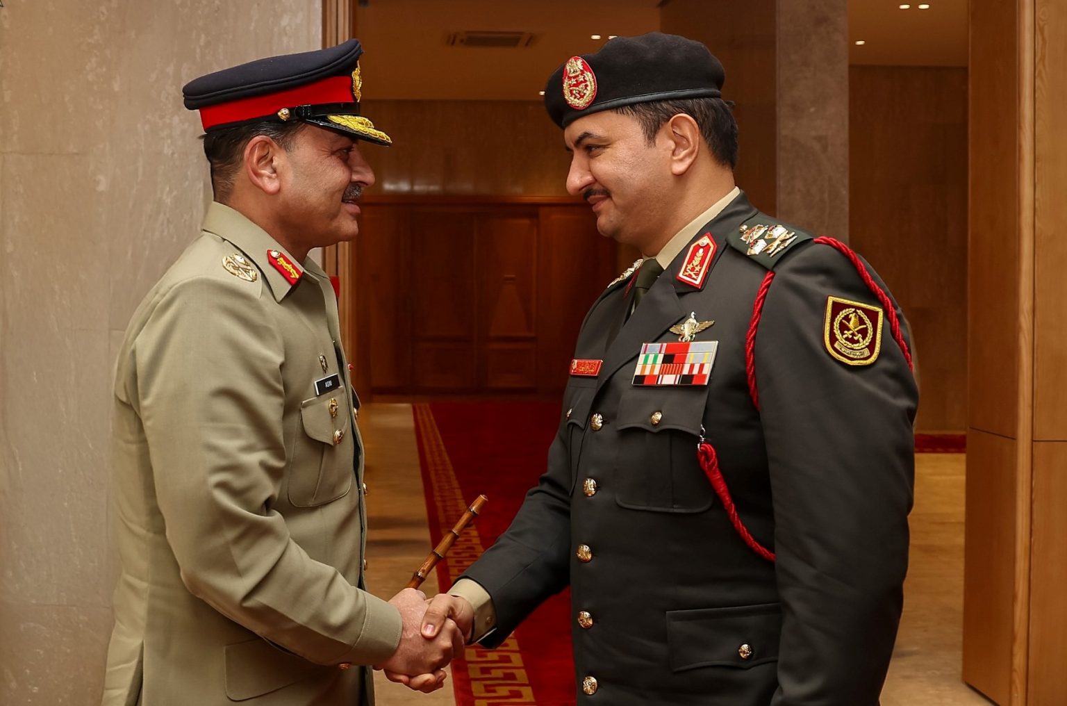 Lieutenant General Saddam Haftar meets Pakistani Army Chief in Benghazi ...